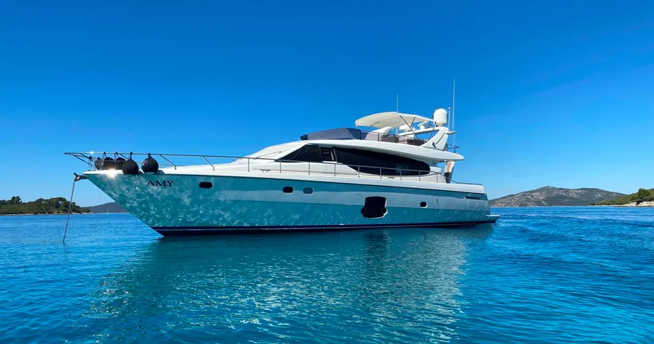 AMY yacht for charter (Ferretti Yachts, 20m,)